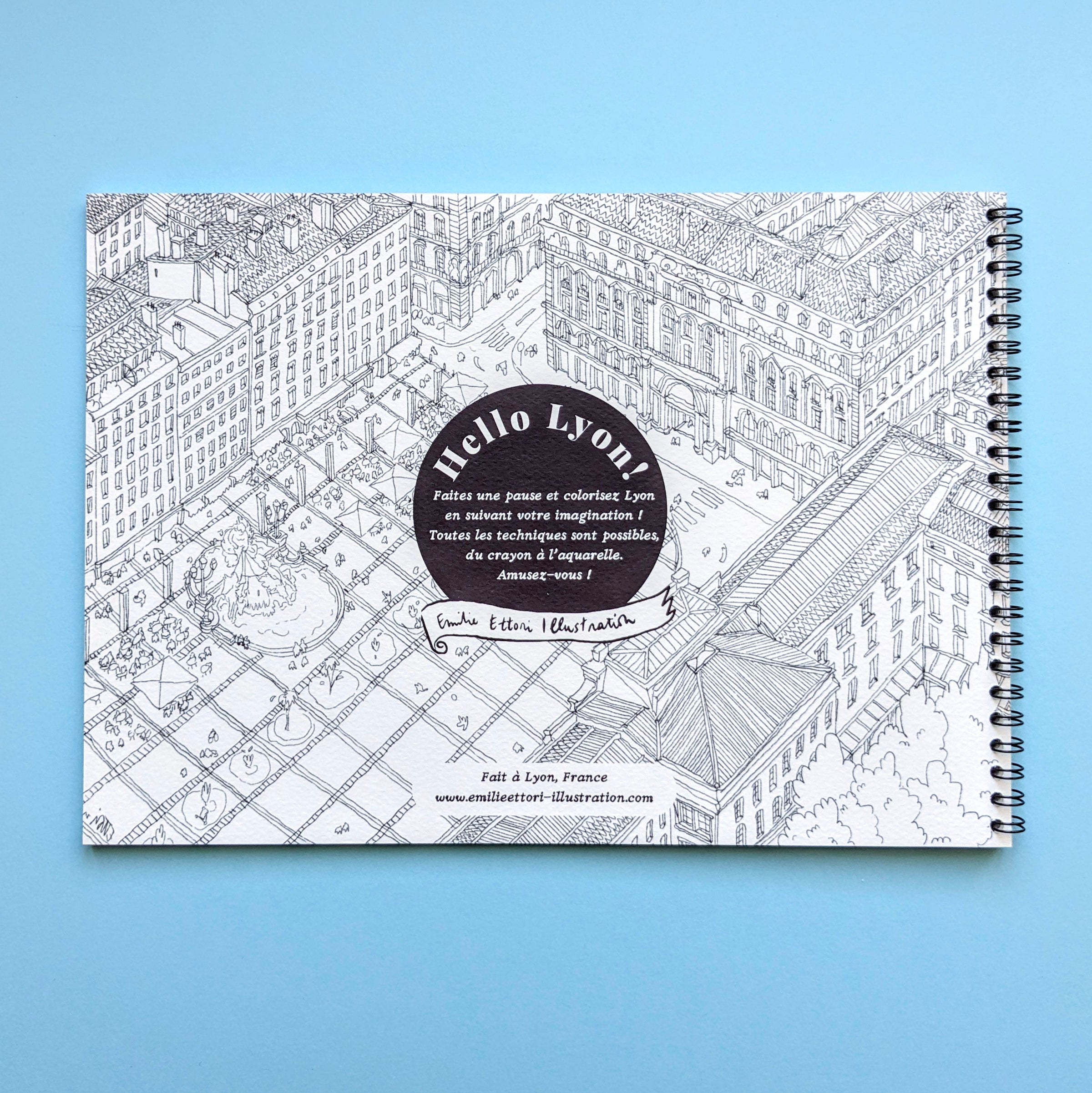 Carnet de coloriage Les façades de Lyon
